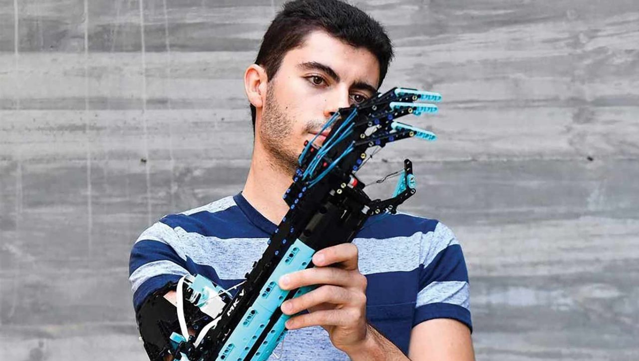 Meet the man who built his arm out of LEGO® - UN Today